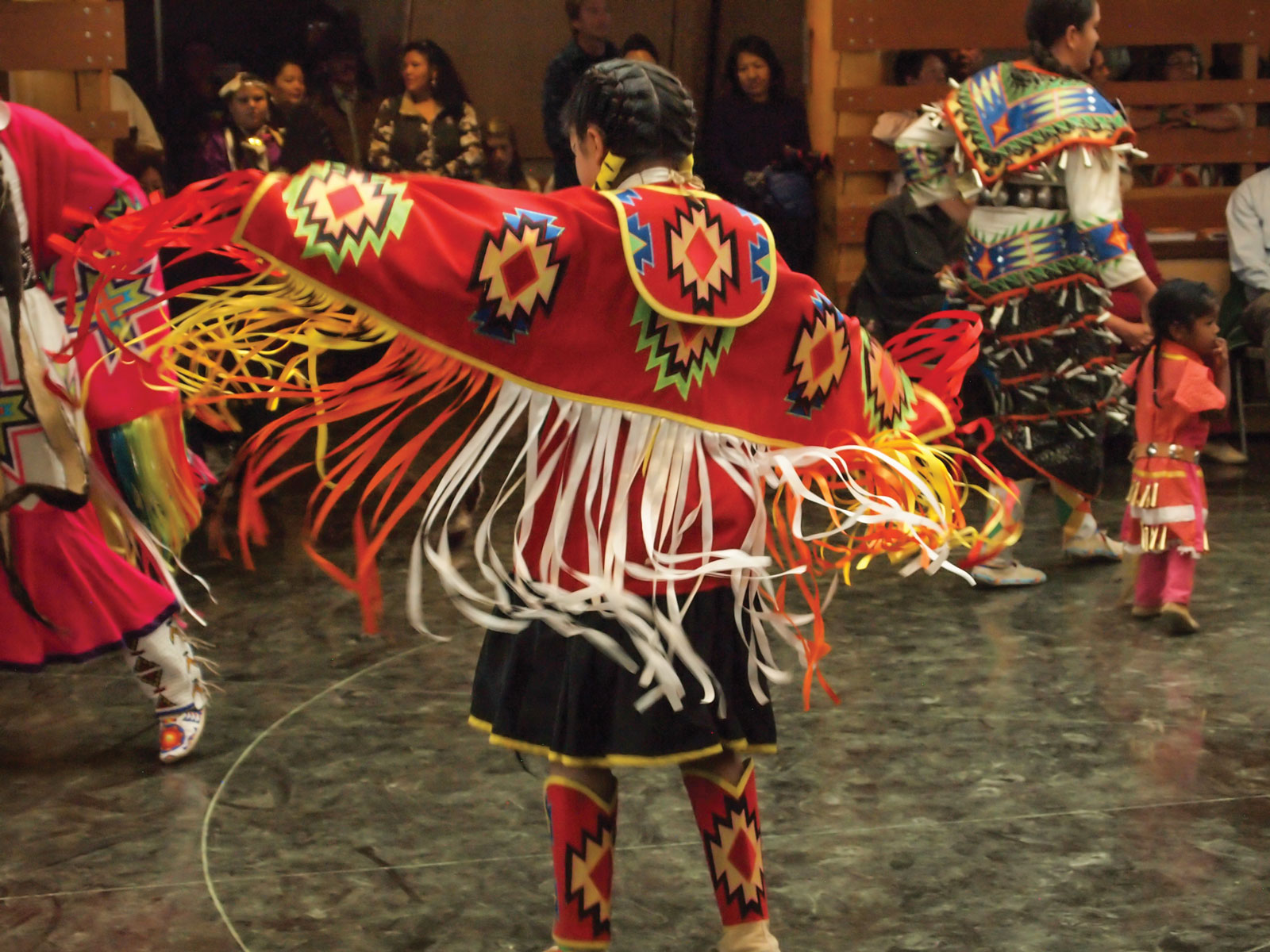 Sold-out native cuisine event packs museum – The Southern Ute Drum