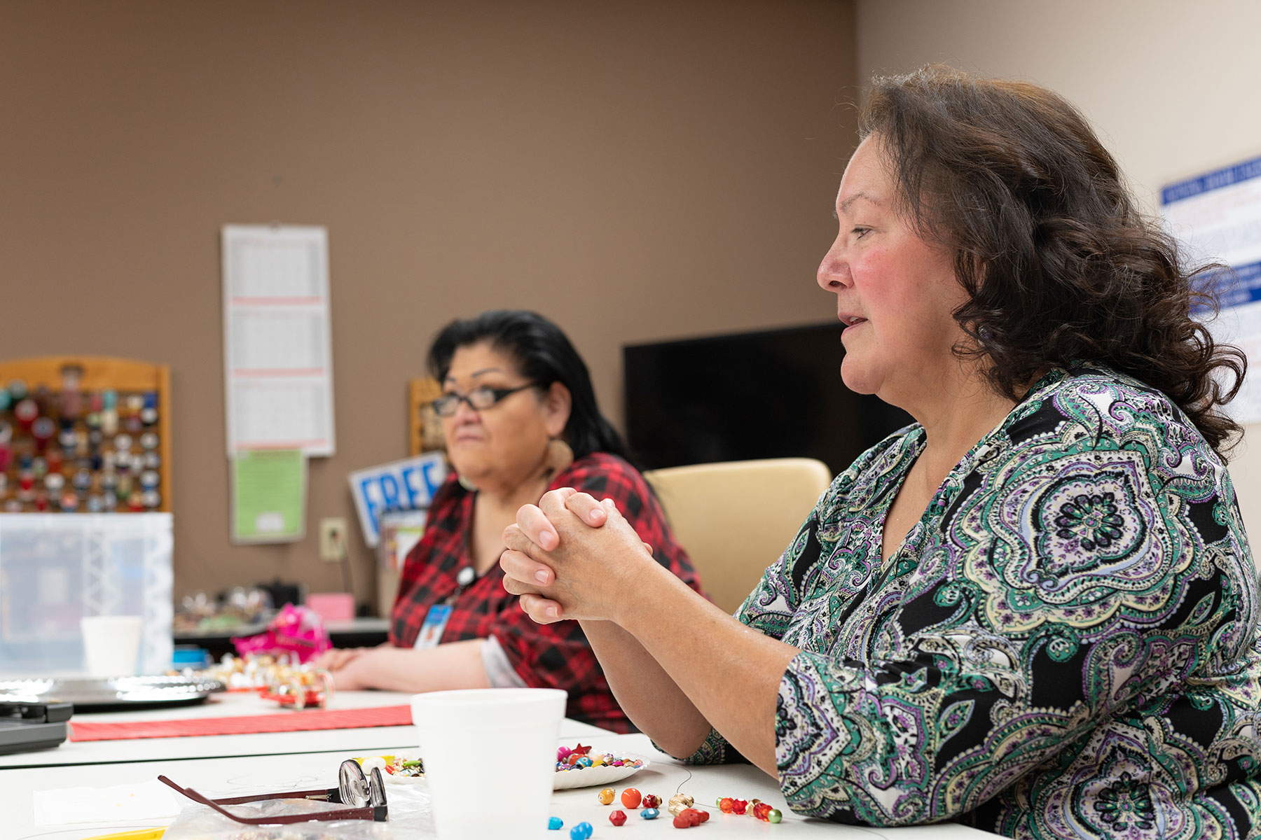Elders gather to craft – The Southern Ute Drum