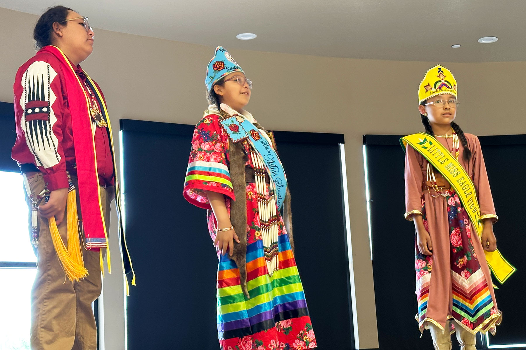 Gourd dance honors veterans – The Southern Ute Drum