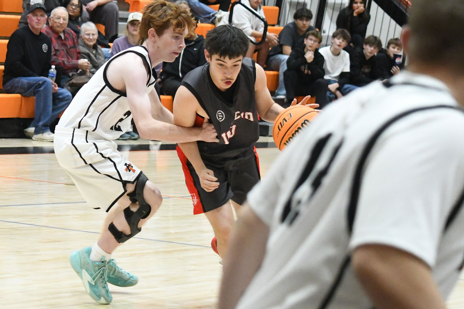 Lady ’Cats log first win in Aztec – The Southern Ute Drum